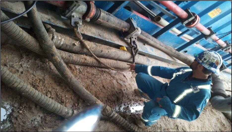 Extend Hose Life with the 40 HDA Hydraulic Hose Protective Sleeve